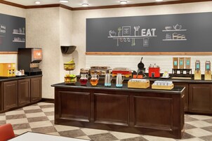 Café da manhã continental grátis todos os dias