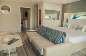 Book Hotel Josse in Antibes | Hotels.com