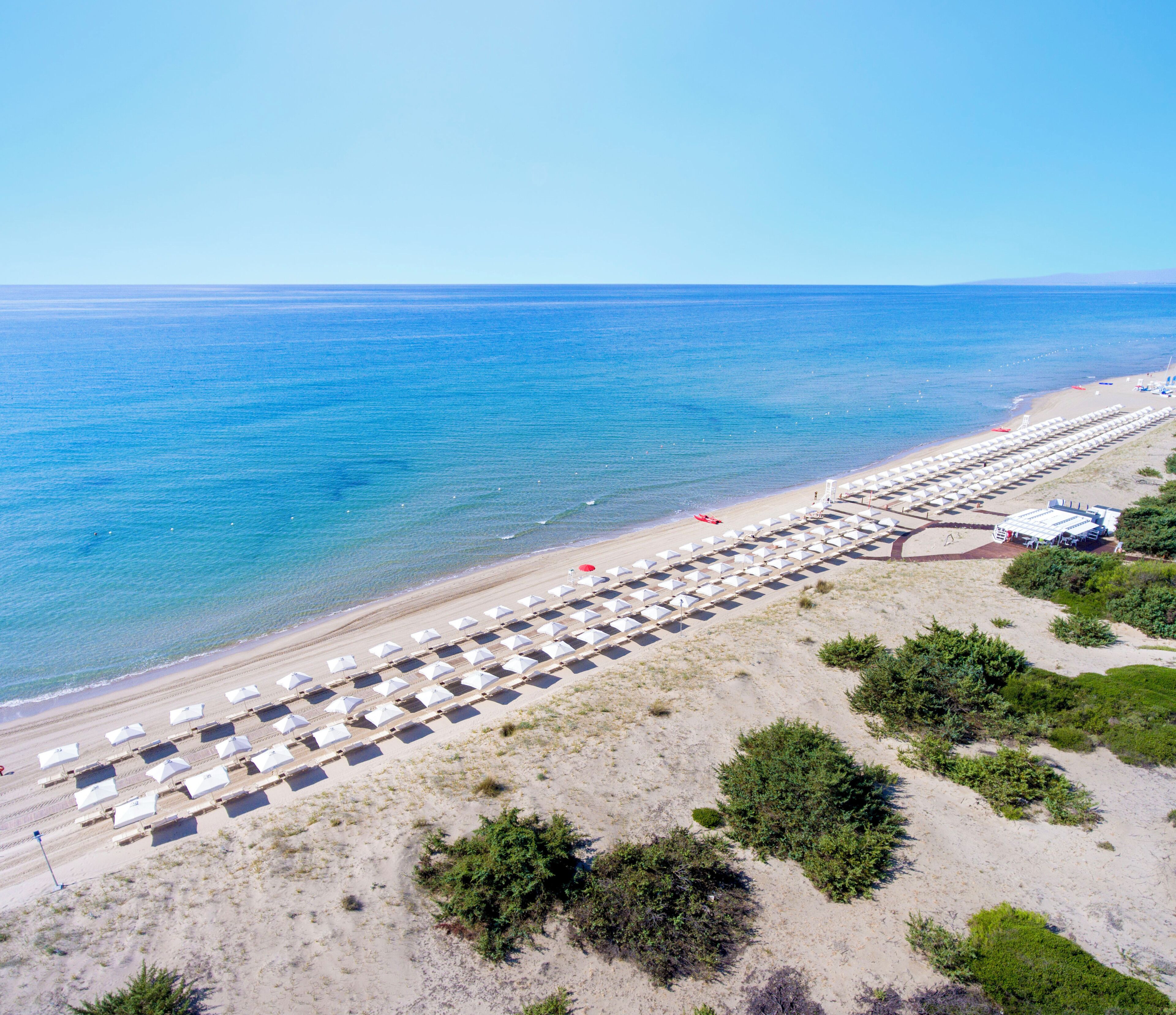 Uma praia privada, praia de areia branca, autocarro grátis para a praia 