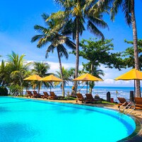 Café da manhã completo todos os dias (IDR 272000 por pessoa) 