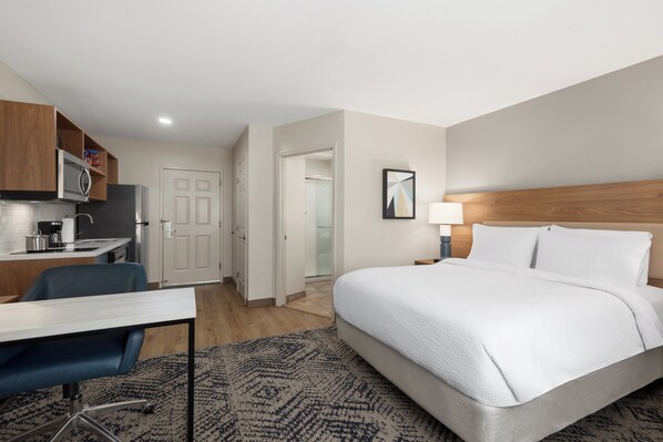 Suite-Estúdio, 1 cama queen-size (Walk-In Shower) | Roupa de alta qualidade, secretária