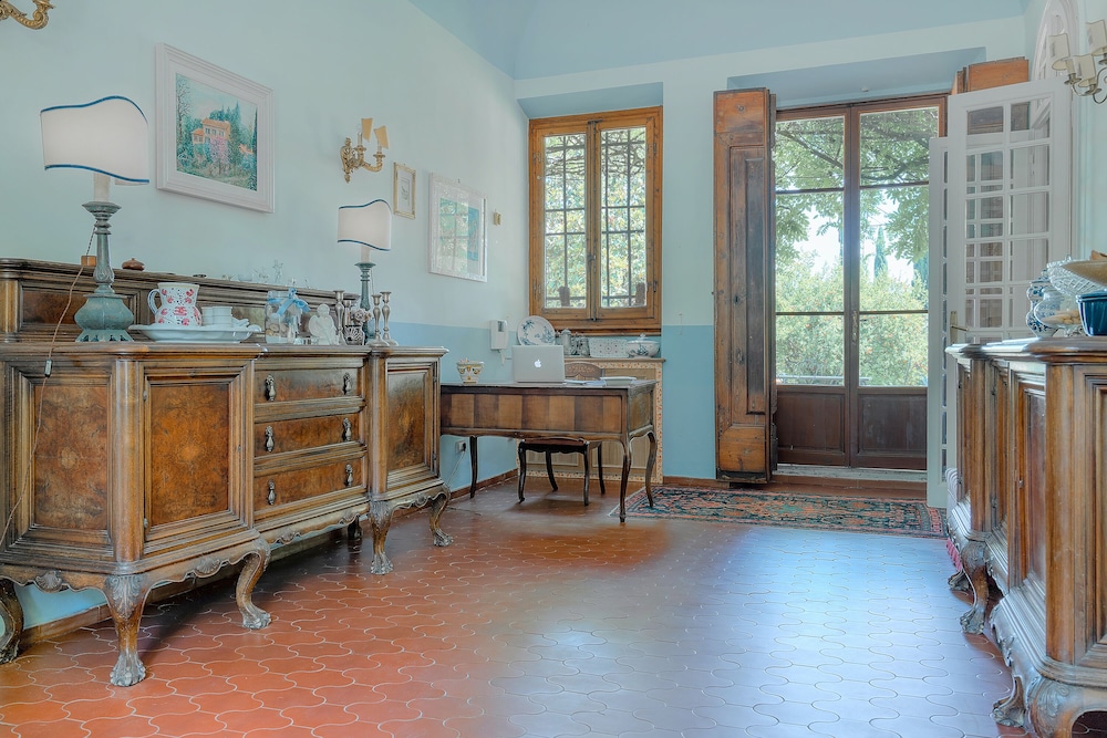 Ape Rosa Relais - Florence