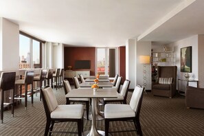 Sheraton Tribeca New York Hotel Reviews, Deals & Photos 2024 - Expedia