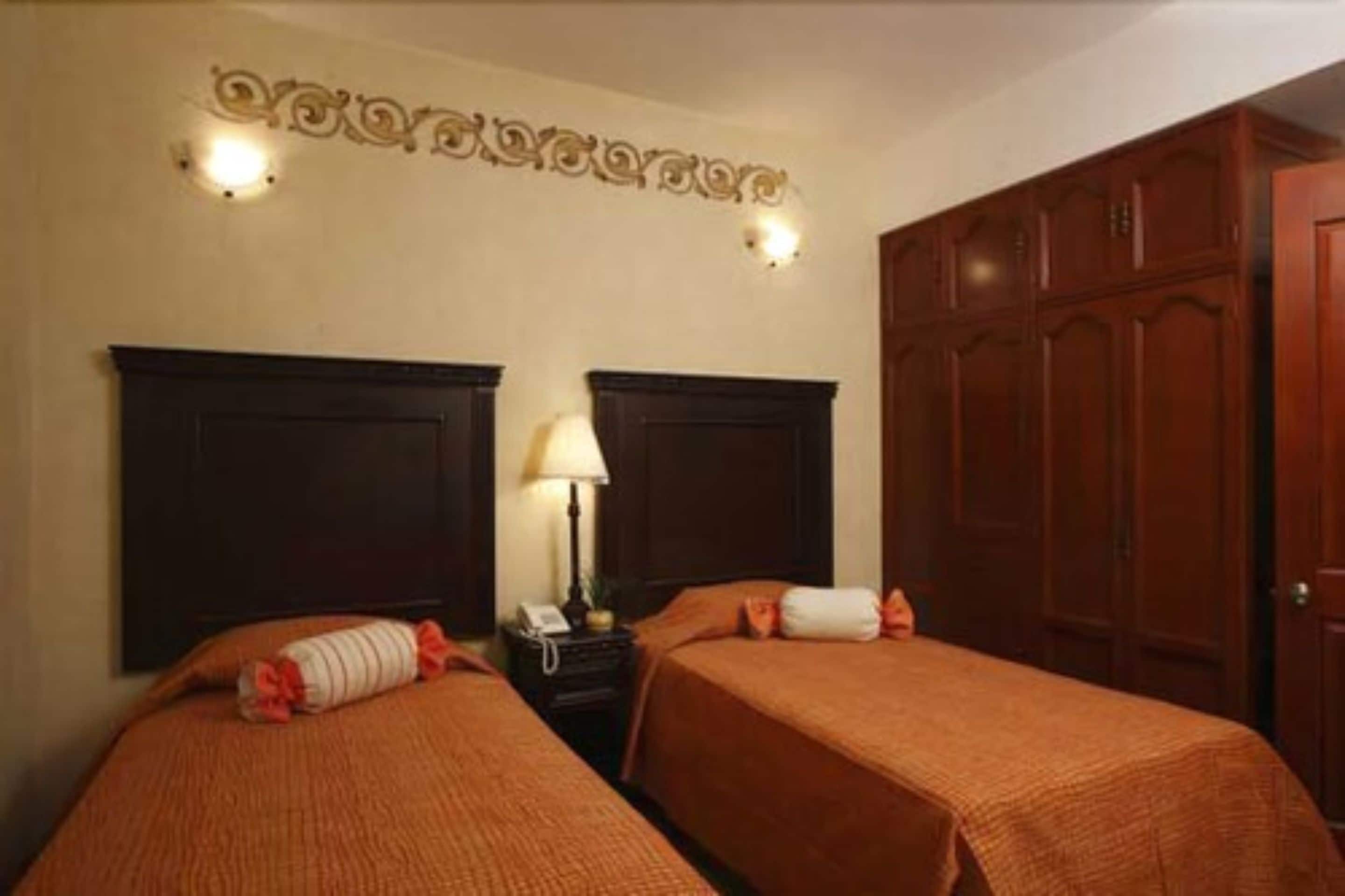 Cofres nos quartos, individualmente decorados