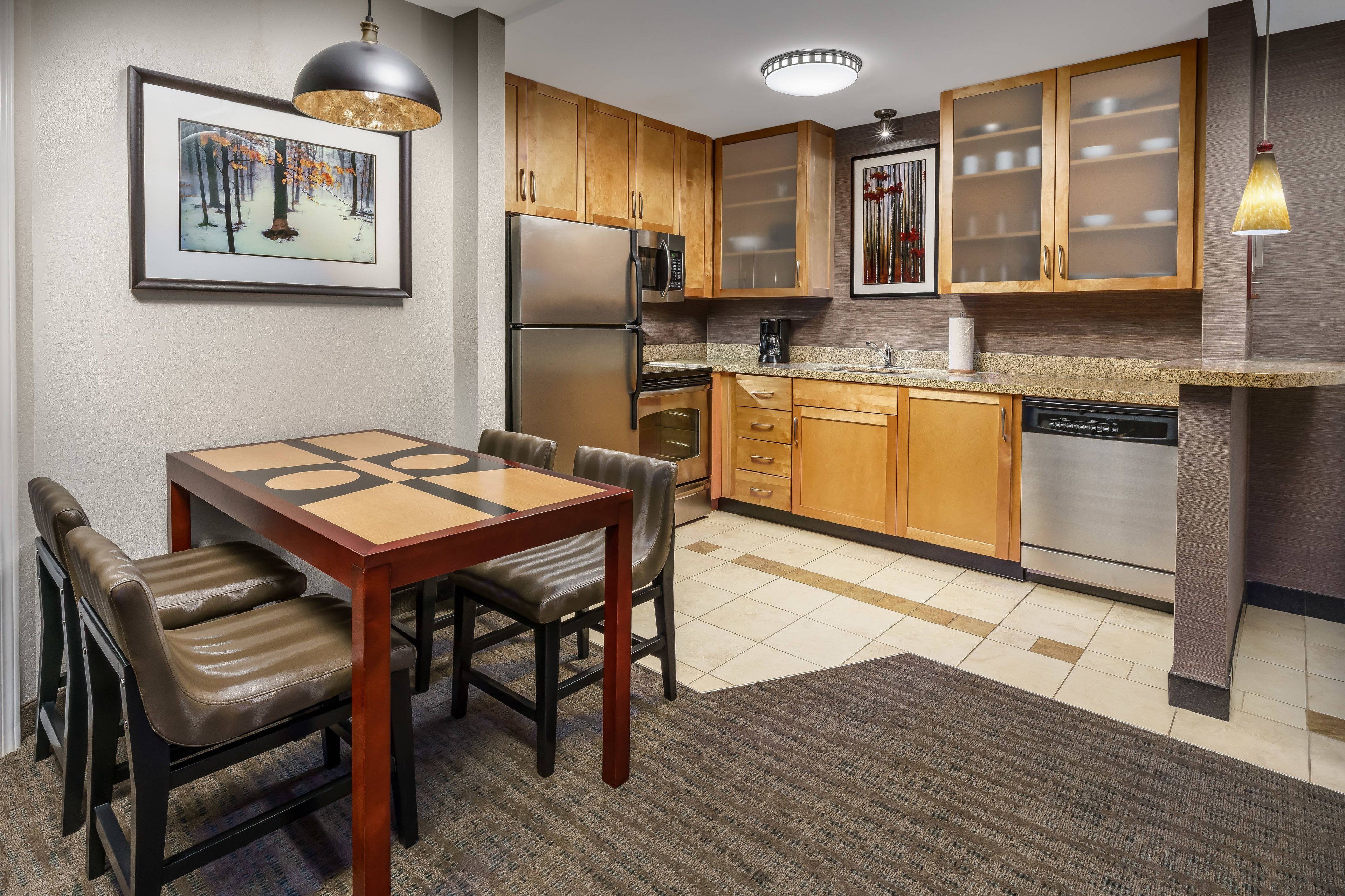 Top 5 Hotels With 2 Bedrooms Near Burlington, Vermont - Updated 2024 ...