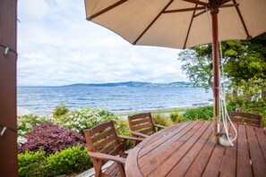 Quarto (Lakefront Unit 6 People) | Vista para o lago
