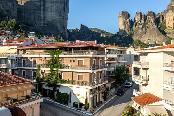 Toti Boutique Rooms - Greece