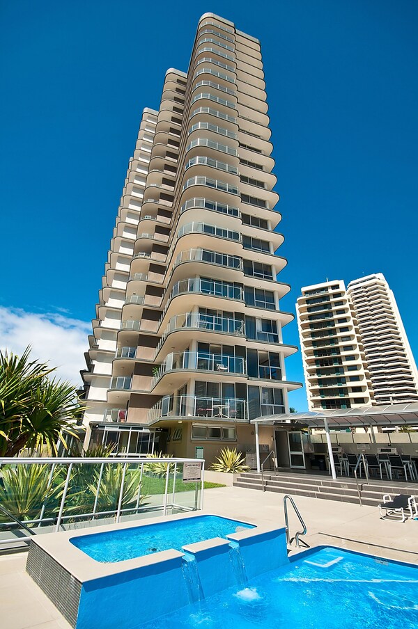 Sunbird Beach Resort - Gold Coast