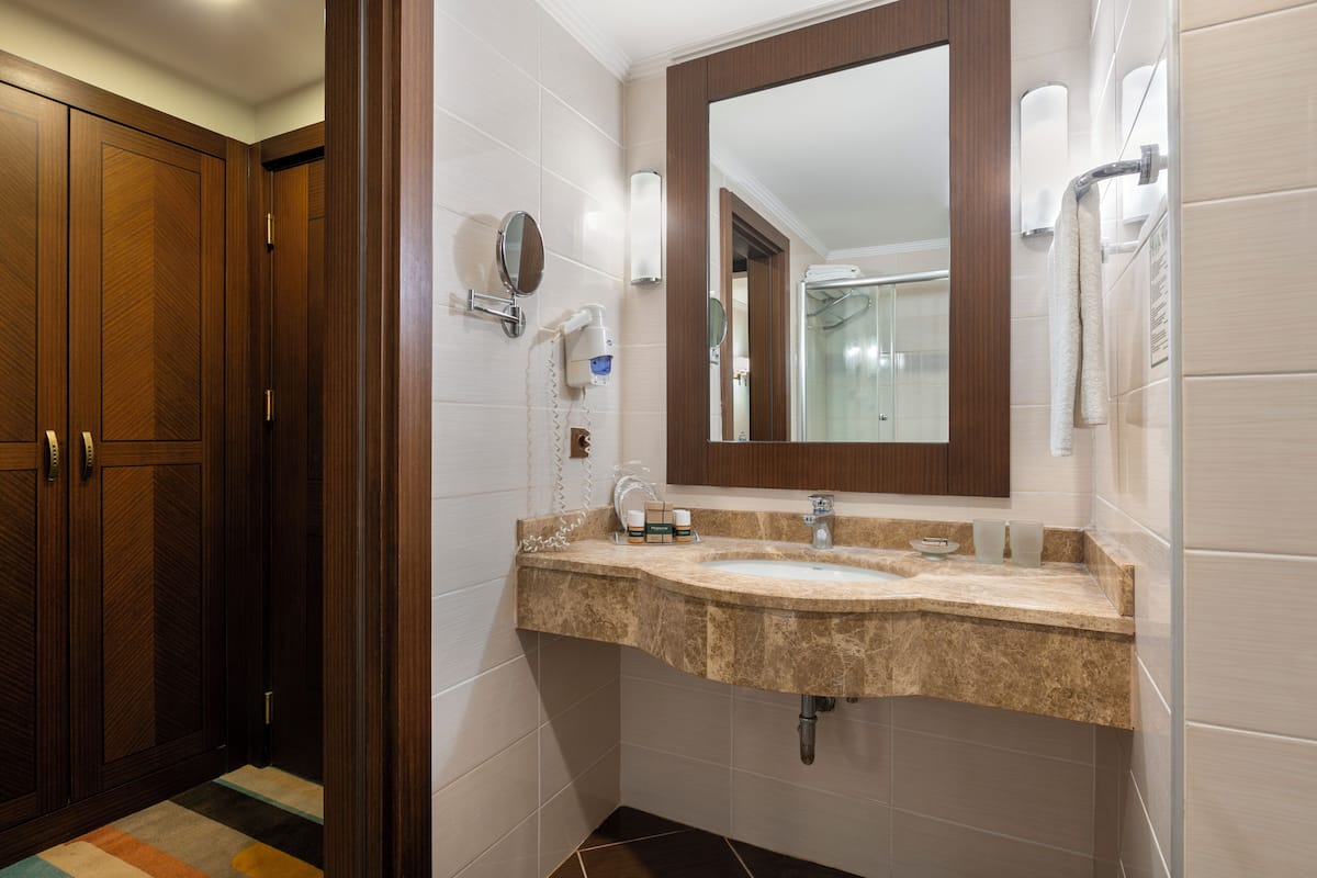 Suíte luxo (Terrace) | 1 quarto, roupas de cama premium, frigobar (abastecido com itens grátis)