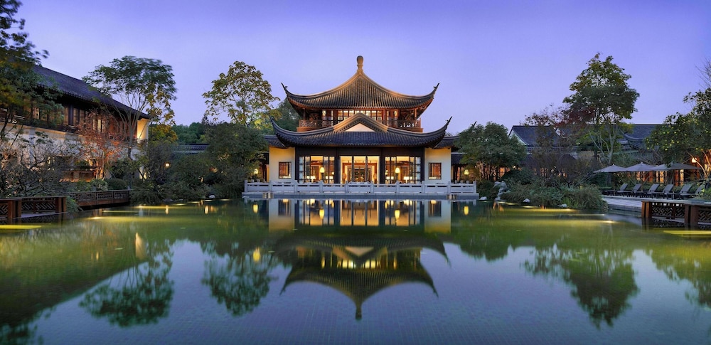 Four Seasons Hotel Hangzhou At West Lake - Hangzhou