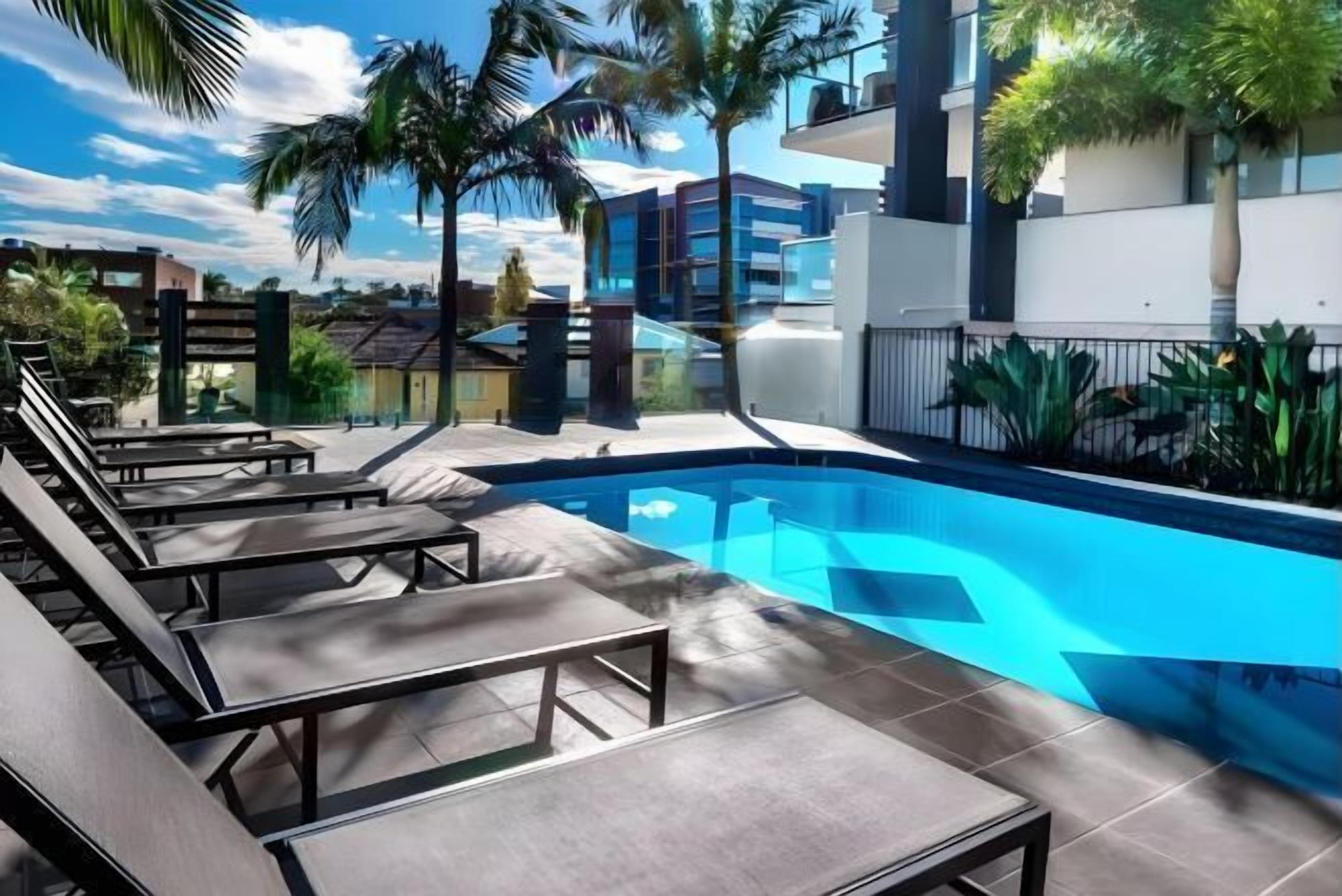 Piscina | Piscina exterior, espreguiçadeiras 