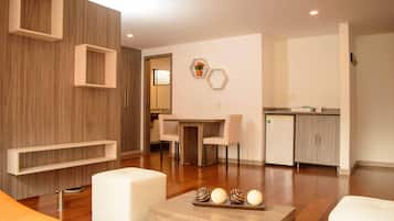 Quarto Duplo Tradicional | 1 quarto, edredões de penas, minibar, cofre no quarto