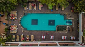Piscina externa