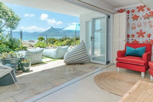 Quarto Twin Superior, 1 cama king-size | 1 quarto, roupa de alta qualidade, edredões de penas, minibar grátis 