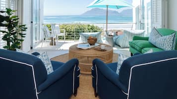 Suíte superluxo, 1 cama King | 1 quarto, roupas de cama premium, edredons de pluma