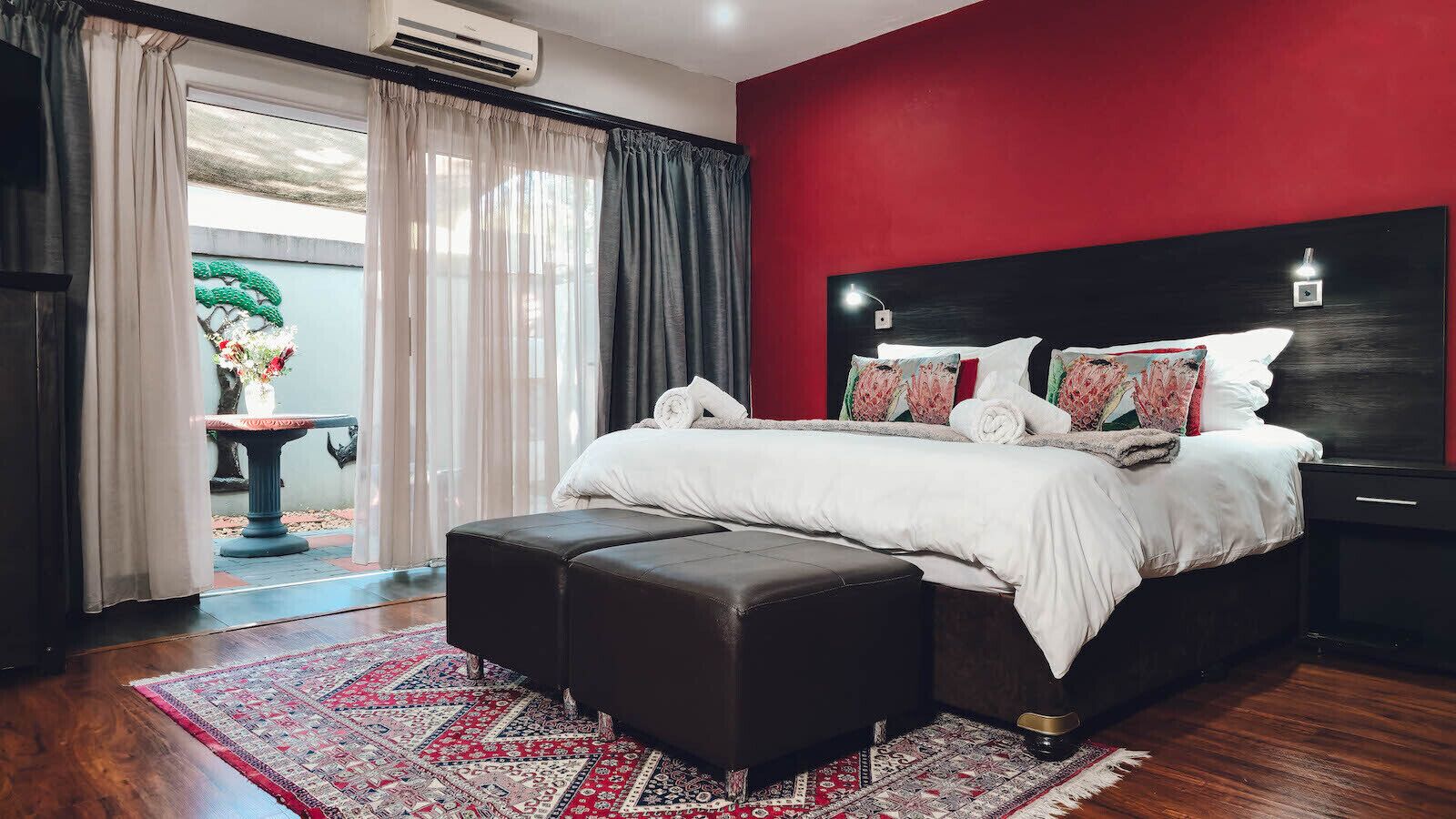 Quarto Duplo ou Twin Deluxe | 1 quarto, roupa de alta qualidade, cofre no quarto 