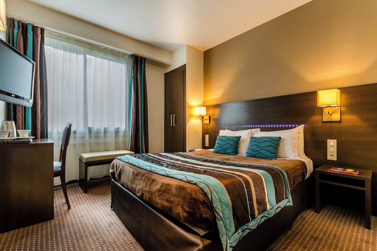 Camas Select Comfort, cofres nos quartos, escrivaninha
