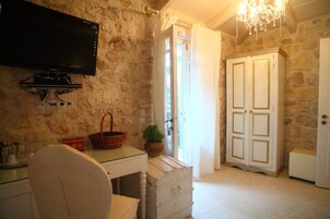 Suite, vista para o jardim (Blue) | Lençóis de algodão egípcio, roupa de alta qualidade, edredões de penas 