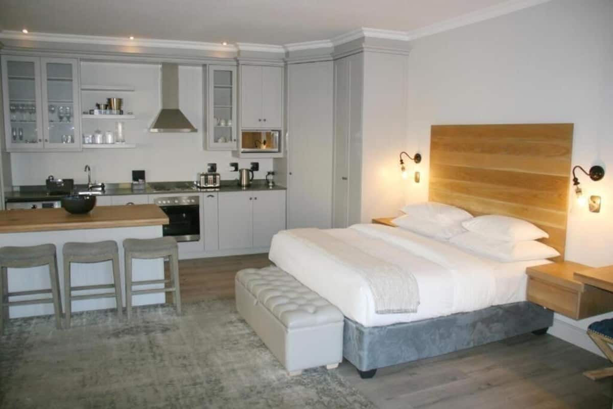 1 quarto, roupa de alta qualidade, camas de colchão Tempur-Pedic