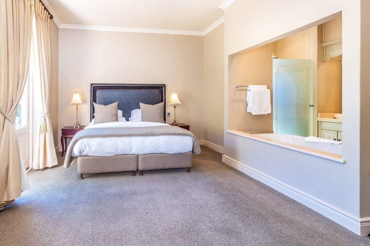 1 quarto, roupa de alta qualidade, camas de colchão Tempur-Pedic