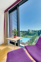 Suíte, 1 cama King, no canto | Vista do quarto