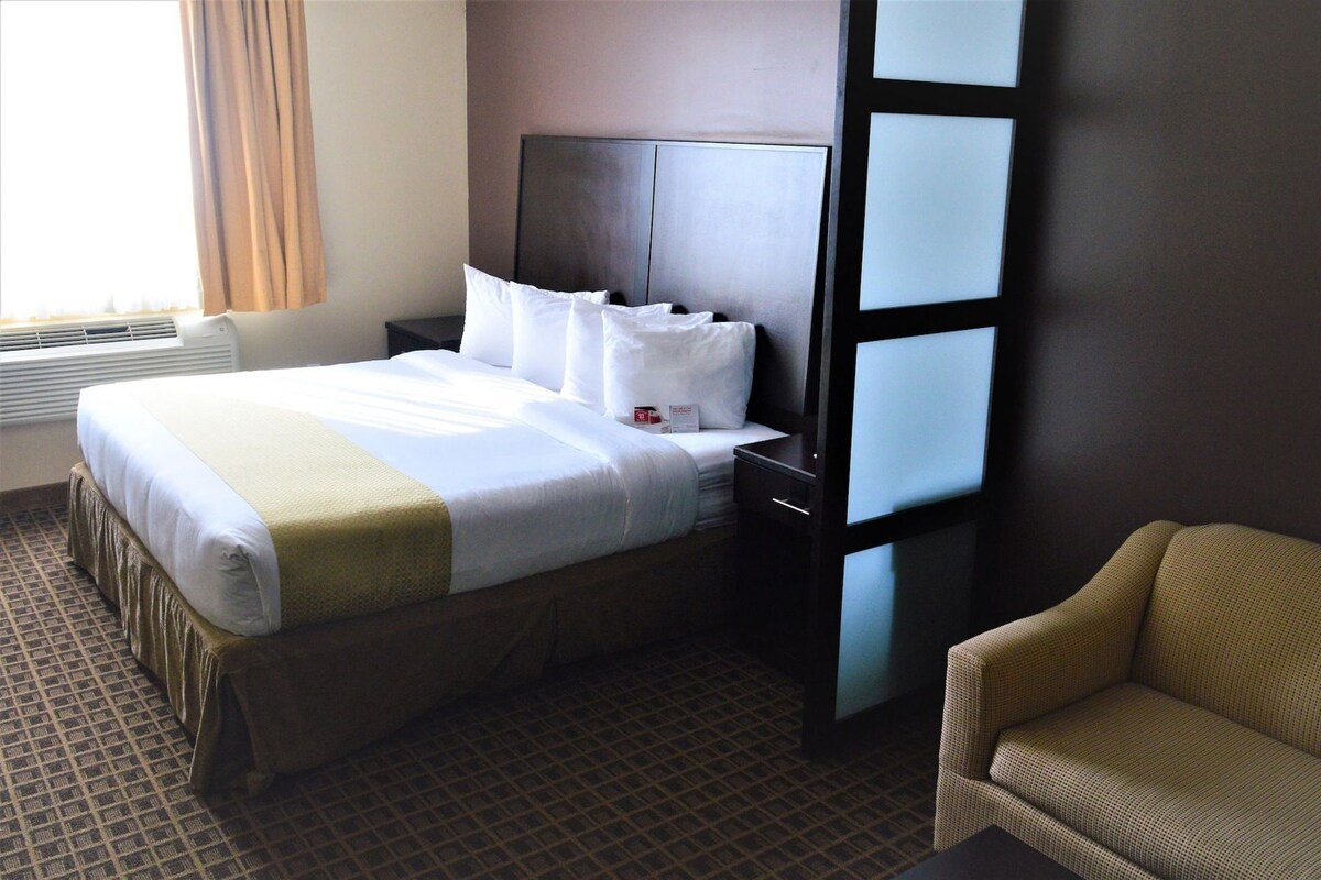 Roupa de alta qualidade, camas de colchão pillowtop, minibar 
