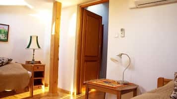 Ferro/tábua de engomar, Wi-fi grátis, roupa de cama fornecida