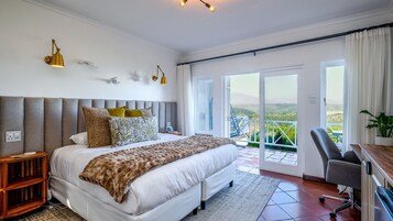 Quarto Duplo ou Twin Standard, vista para o oceano | Roupa de alta qualidade, camas de colchão Select Comfort, secretária