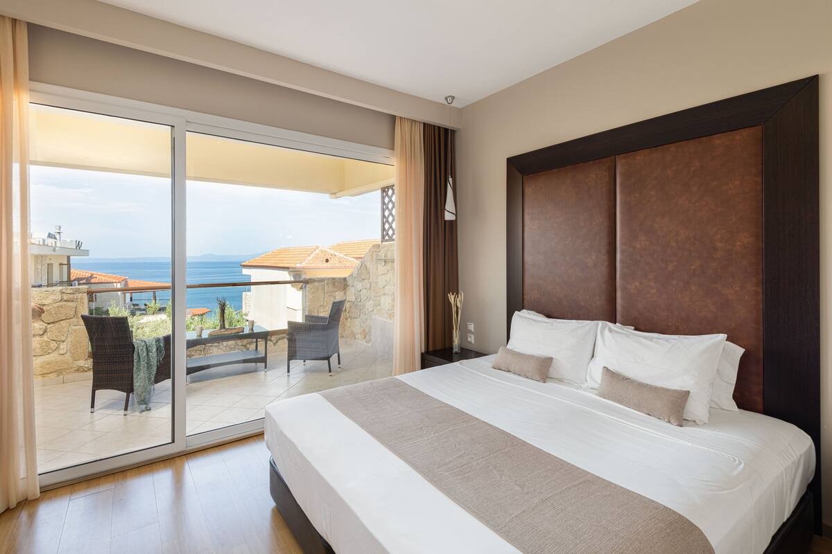 Quarto Duplo ou Twin Superior, 1 quarto, vista parcial para o mar, no edifício anexo | Cofre no quarto, quartos insonorizados, Wi-fi grátis 