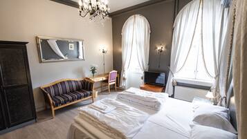 Quarto casal | Individualmente decorados, individualmente mobiliados, Wi-Fi de cortesia