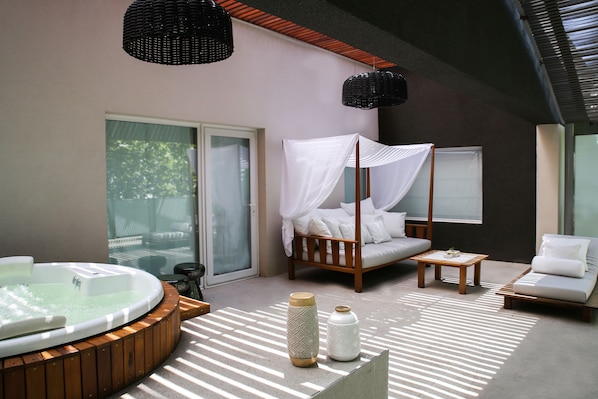 Quarto Deluxe | Terraço/pátio interior