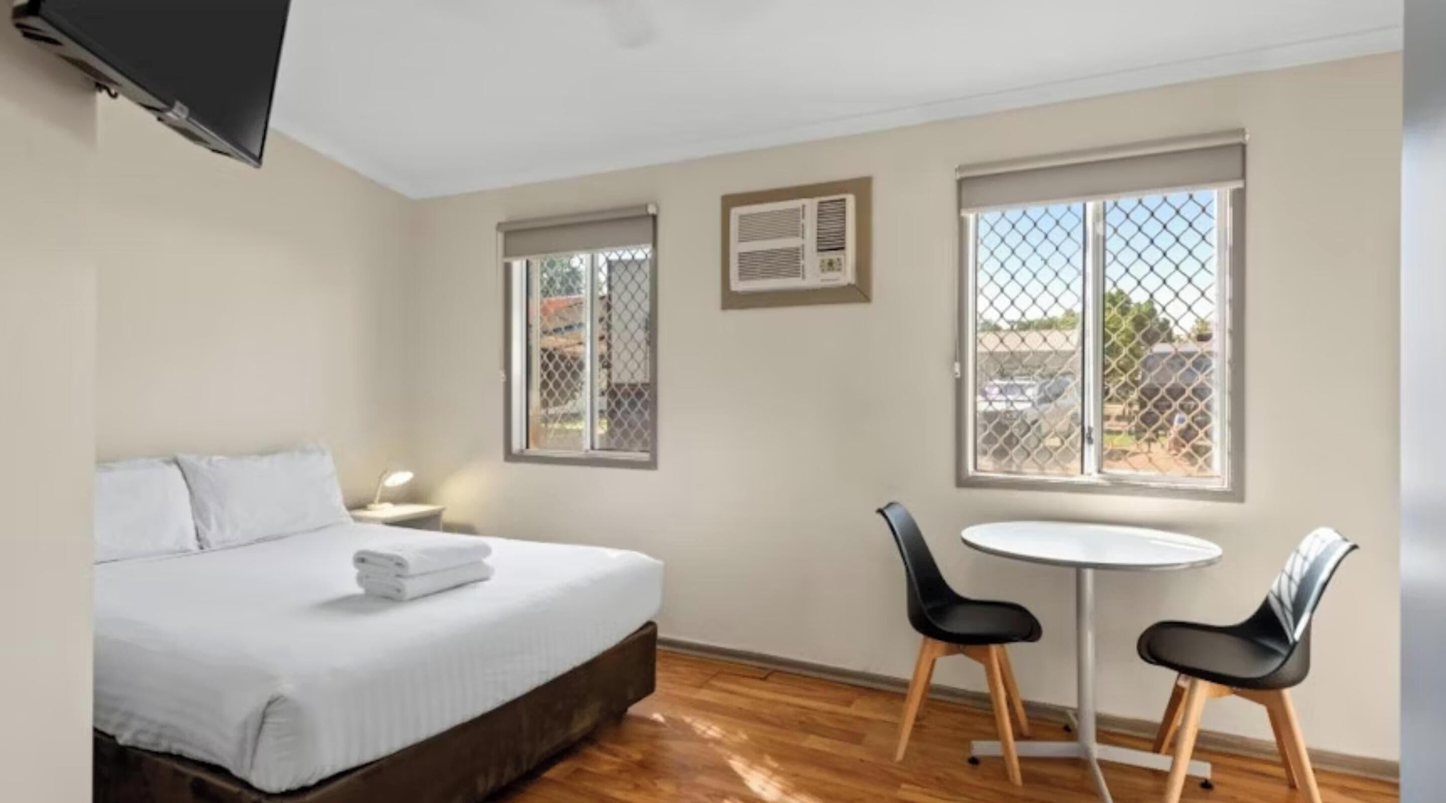 Estúdio standard | Área de estar | TV de tela plana