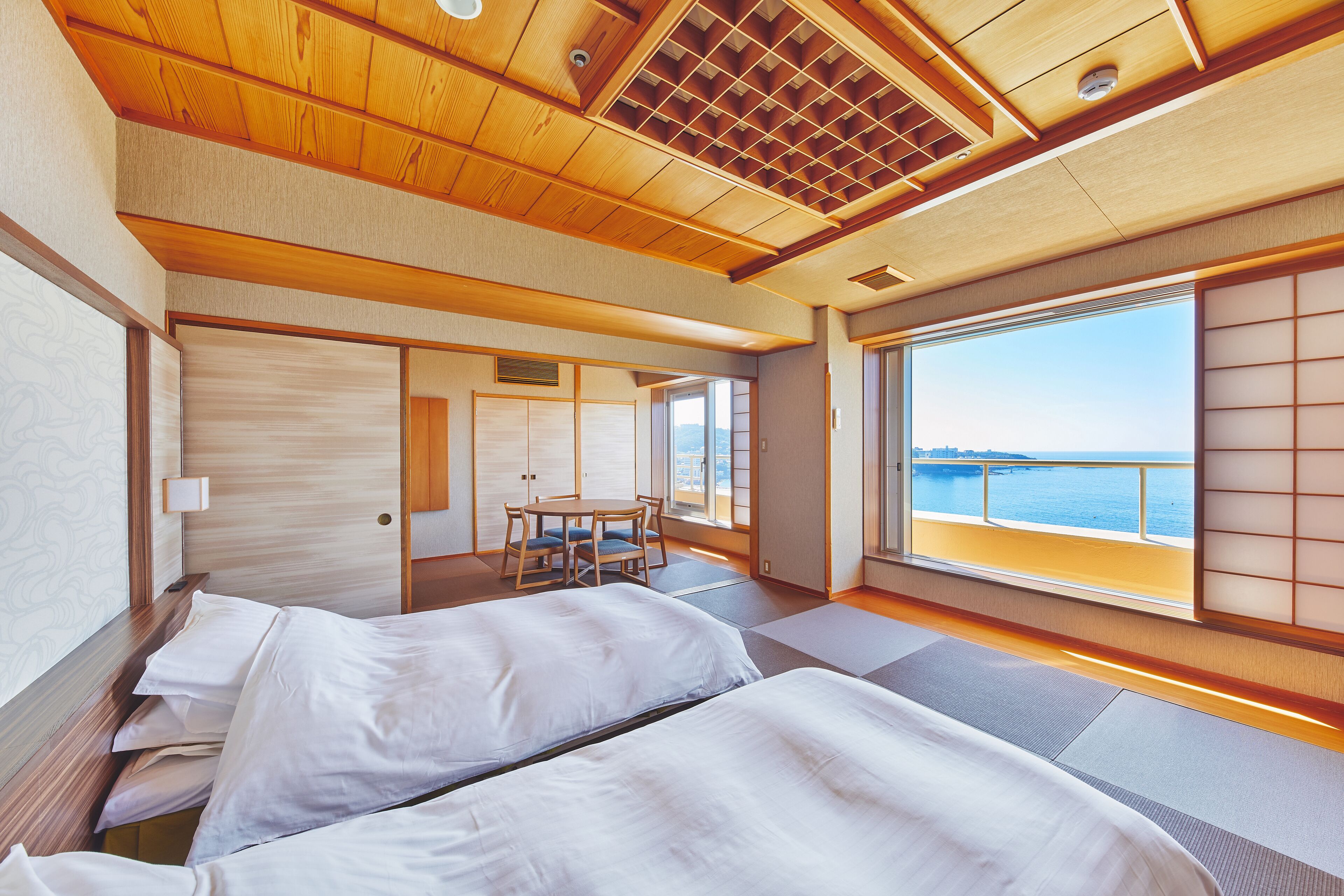 Quarto Deluxe, não fumadores (Nagitei, Twin-Bed room w/dining room) | Cofre no quarto, Wi-fi grátis, roupa de cama fornecida 