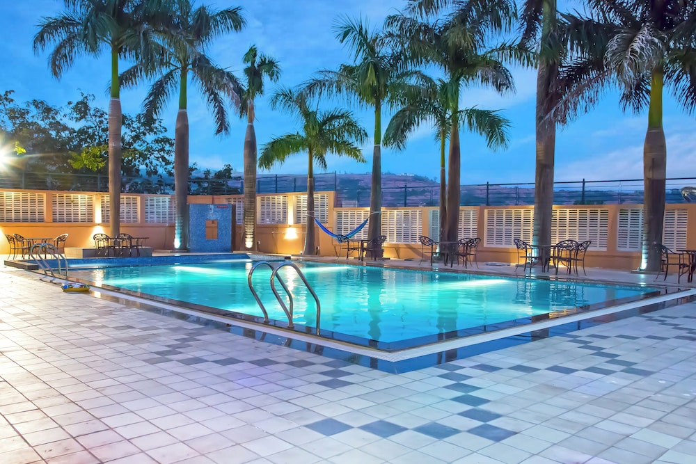 7 Apple Resort Lonavala - Lonavla