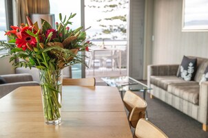 Suíte premium, 2 quartos | Vista do quarto