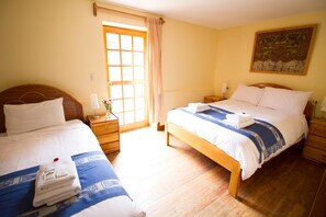 Quarto standard | Camas com colchões pillow-top, individualmente decorados