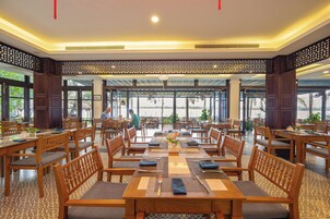 Pequeno-almoço tipo buffet diário incluído 