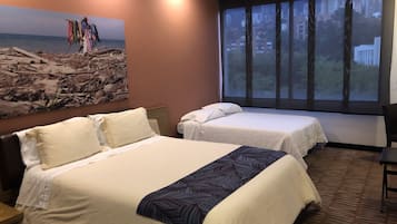 Quarto famĂlia | 1 quarto, edredons de pluma, camas com colchĂ”es pillow-top, frigobar