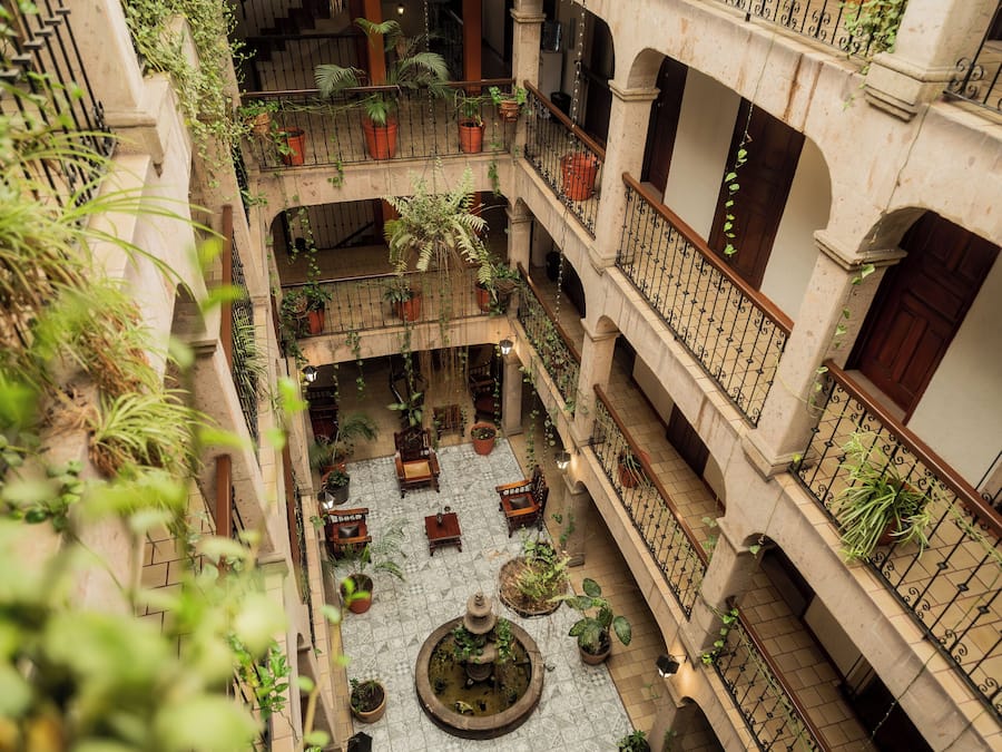 Televisor de ecrã plano de 32 polegadas com canais por cabo, televisor