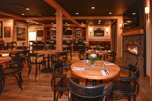 Pequenos-almoços, almoços e jantares servidos 