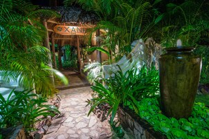 Sauna a vapor, tratamentos corporais, aromaterapia, bandagem corporal