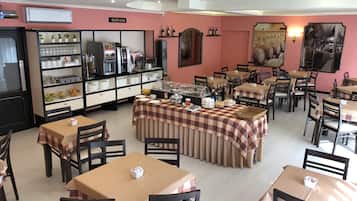 Café da manhã feito na hora todos os dias (EUR 10 por pessoa)