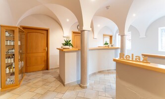 Tratamentos corporais, massagens de pedras quentes 