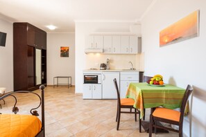 Cofre no quarto, quartos insonorizados, Wi-fi grátis 