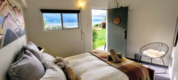 Quarto casal, banheiro compartilhado | Vista para a montanha