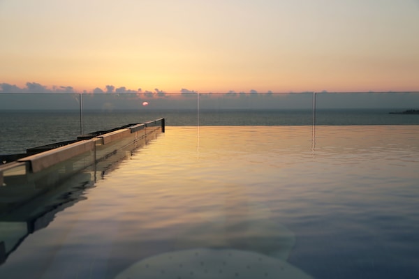 Piscina externa sazonal