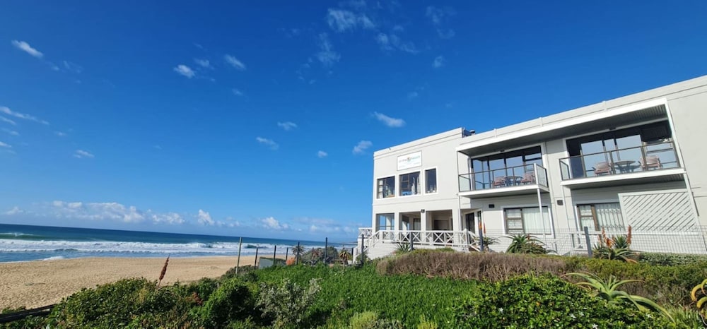 On The Beach Guesthouse - Jeffreys Bay