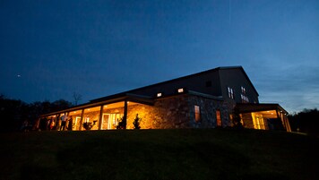 Fachada da propriedade