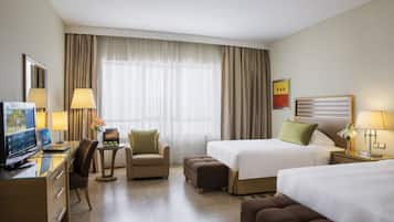 1 quarto, edredões de penas, camas de colchão pillowtop, minibar