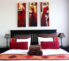 ROOM 2 Luxury | Roupa de alta qualidade, cofre no quarto, ferro/tábua de engomar 